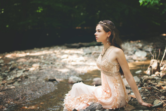 Reign-Inspired Styled Photo Shoot - Glitter, Inc.