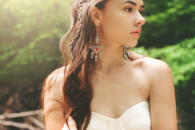 Reign-Inspired Styled Photo Shoot - Glitter, Inc.