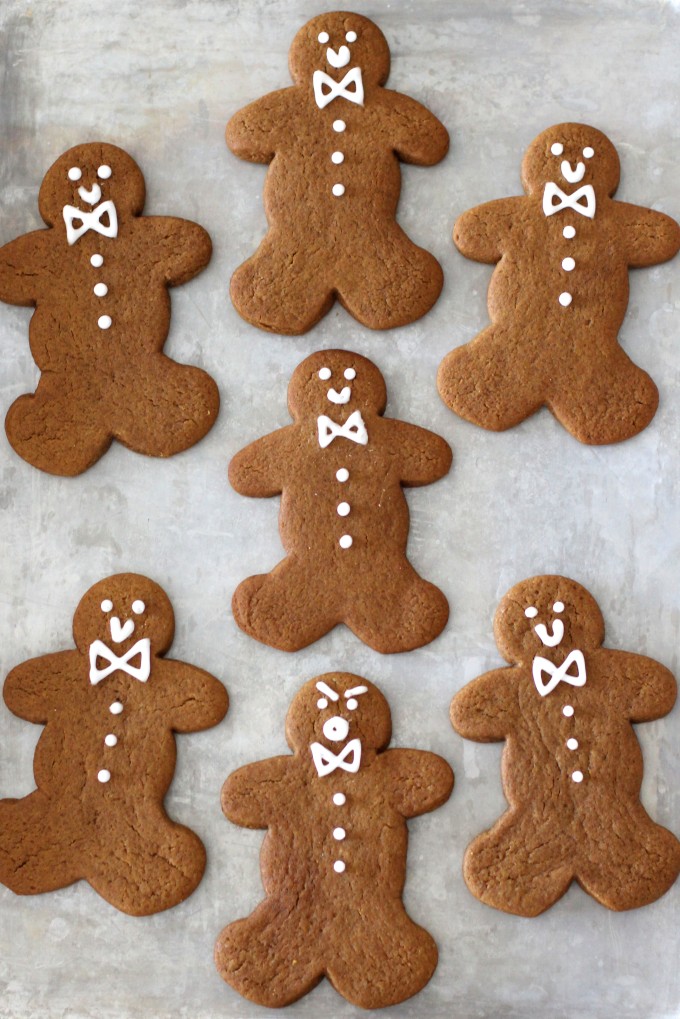 How to Make Frosted Chewy Gingerbread Cookies - Glitter, Inc.