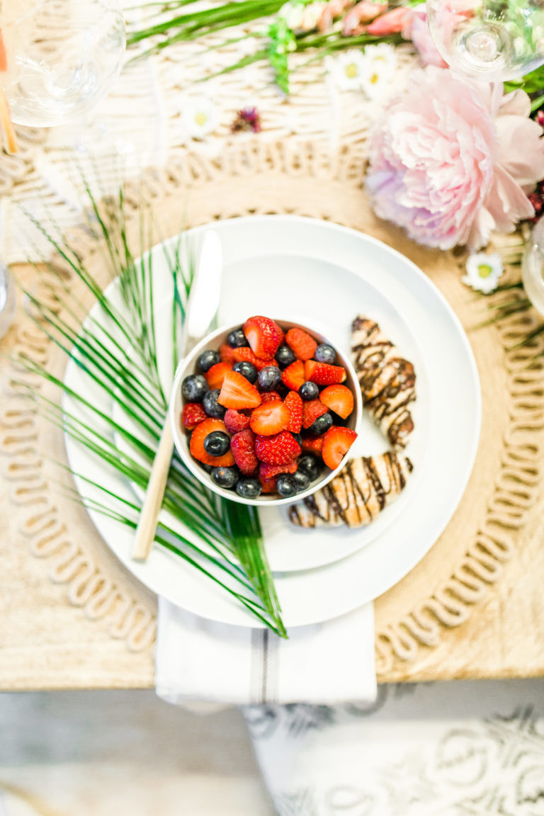5 Steps to An Unforgettable, Easy and Chic Summer Brunch - Glitter, Inc.