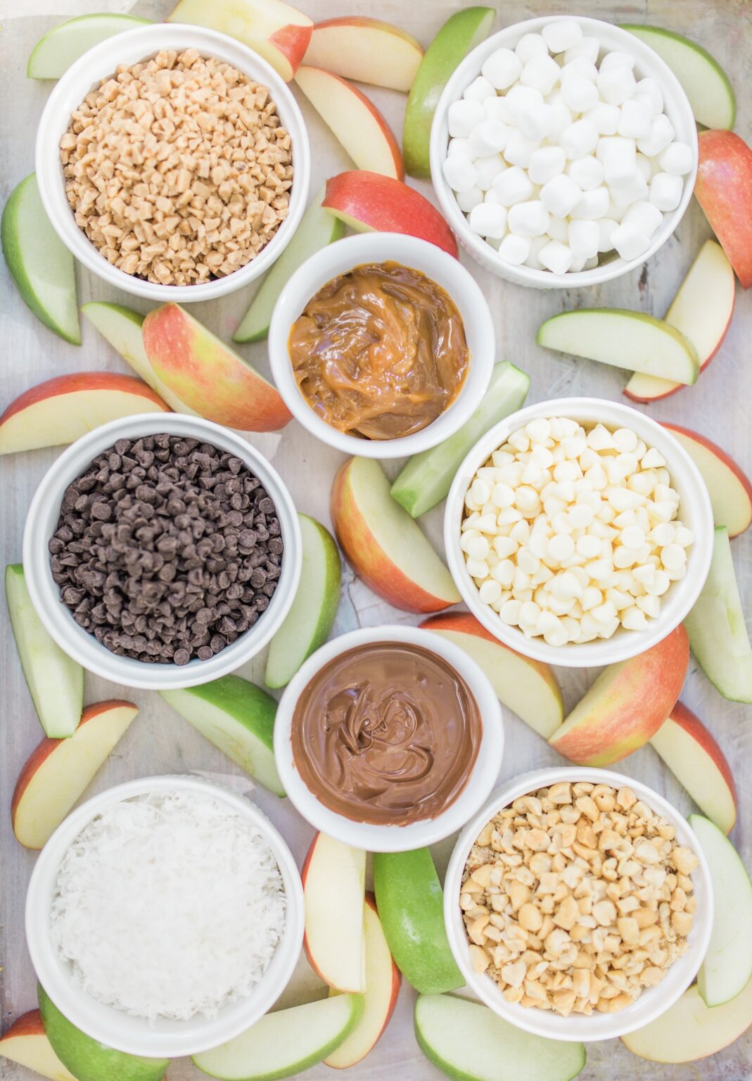 How to Make a DIY Caramel Apple Bar - Glitter, Inc.