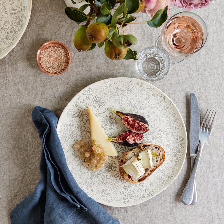 The Prettiest Ceramic Dinnerware (and it’s Available on Amazon ...