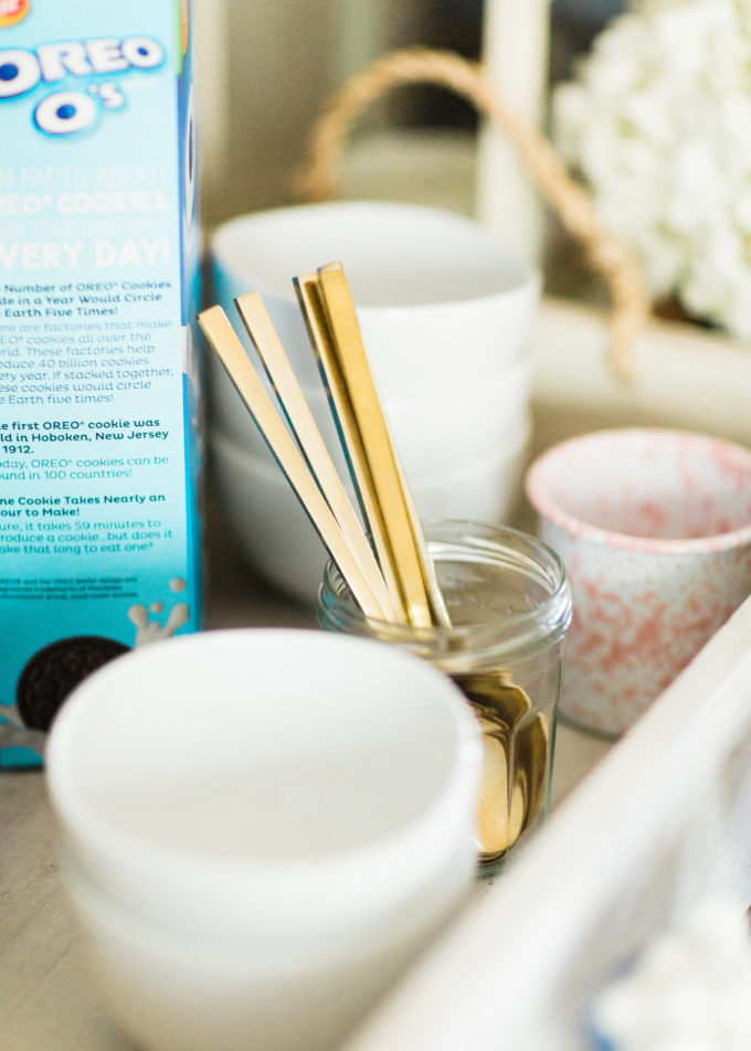 How to Put Together a DIY Retro Cereal Bar - Glitter, Inc.