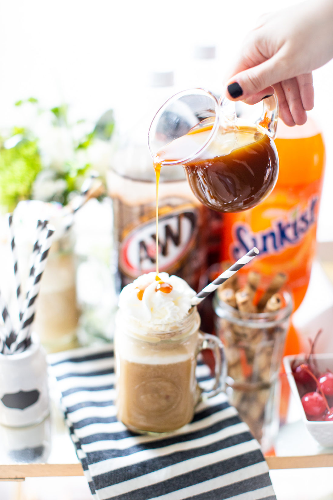Make Your Own Root Beer Float Bar - Glitter, Inc.