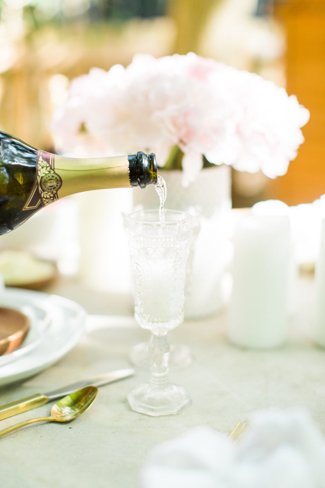 How to Throw a Spaghetti Dinner Party - Glitter, Inc.