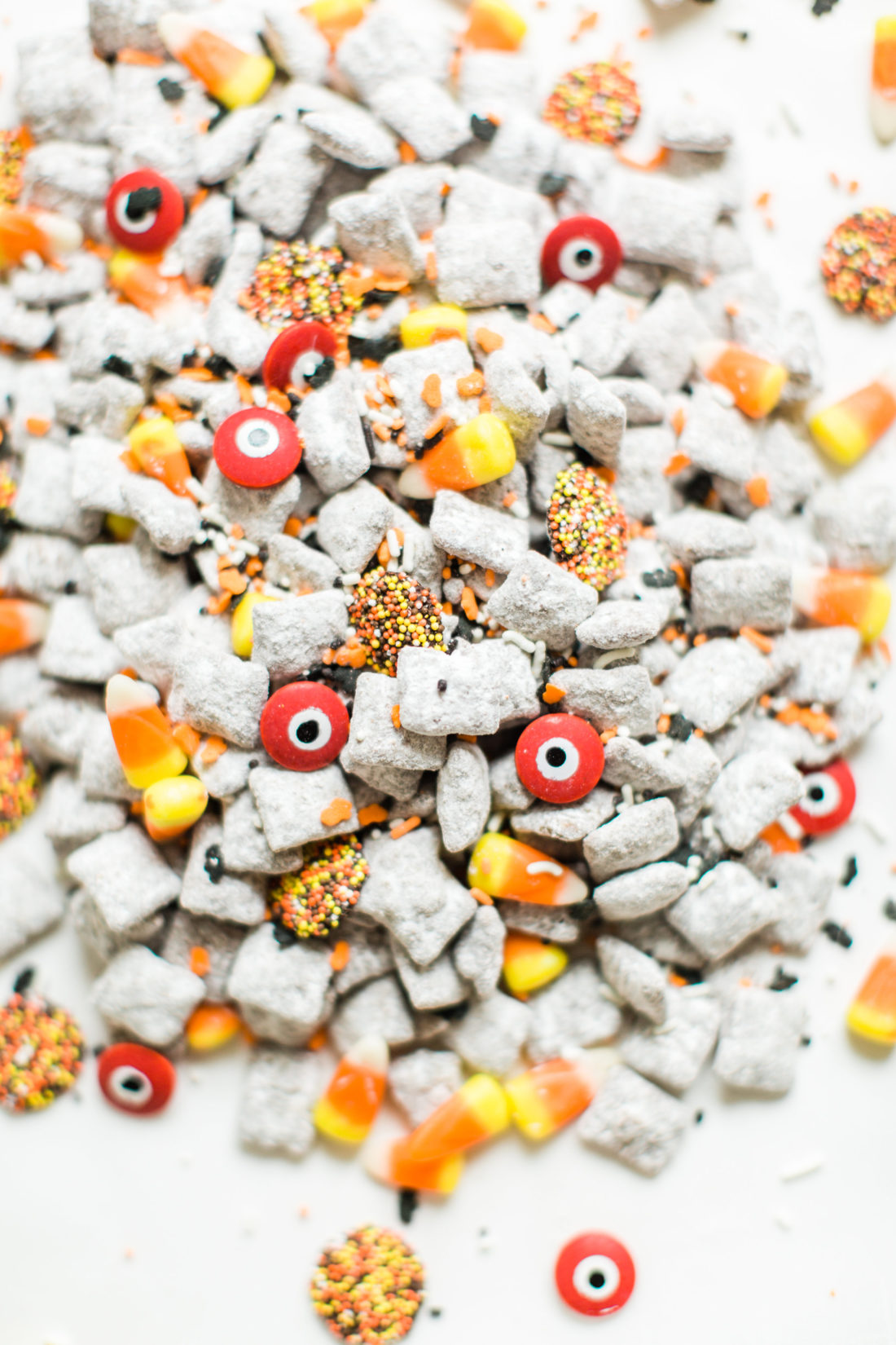 Halloween “Puppy Chow” Muddy Buddies - Glitter, Inc.