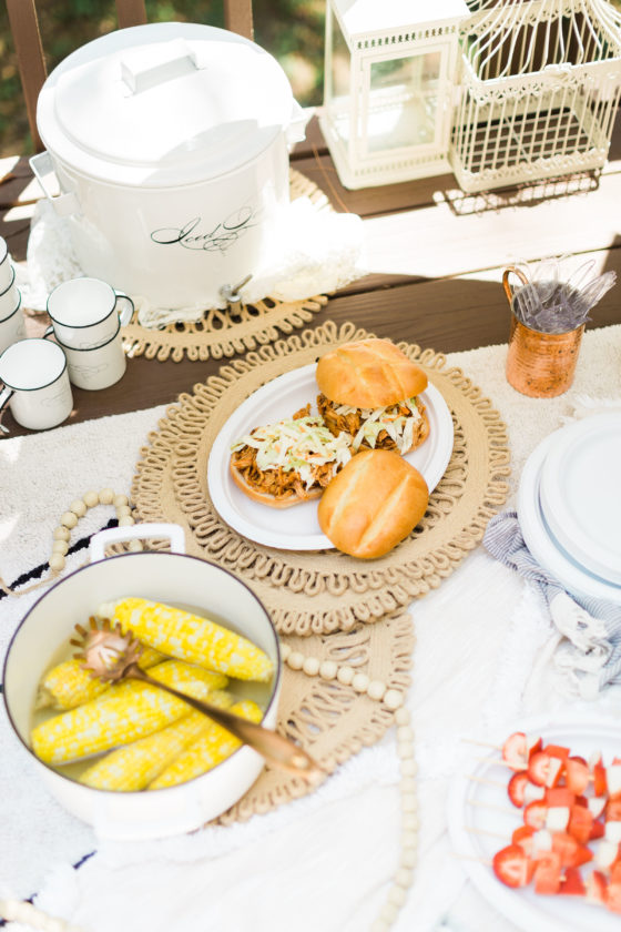 How to Throw a Simple Backyard BBQ Picnic - Glitter, Inc.