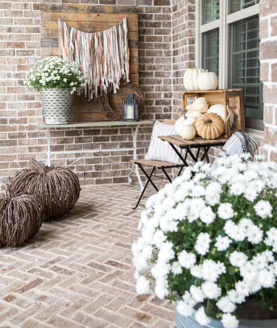 Fall Front Porch Décor Ideas and Inspiration - Glitter, Inc.