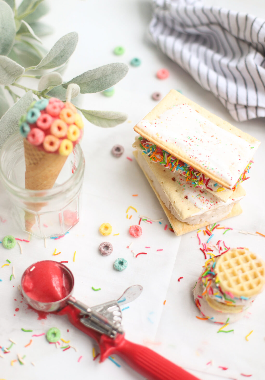 The Yummiest Ice Cream Dessert Hacks to Try ASAP - Glitter, Inc.
