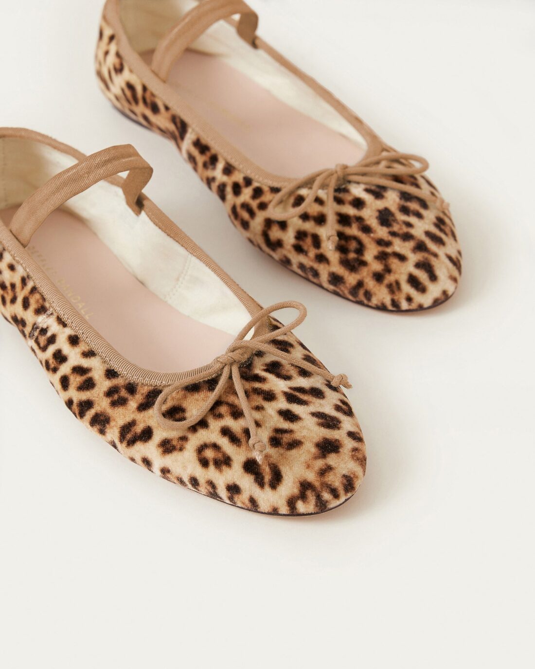 Weekly Finds + The Most Perfect Ballet Flats - Glitter, Inc.